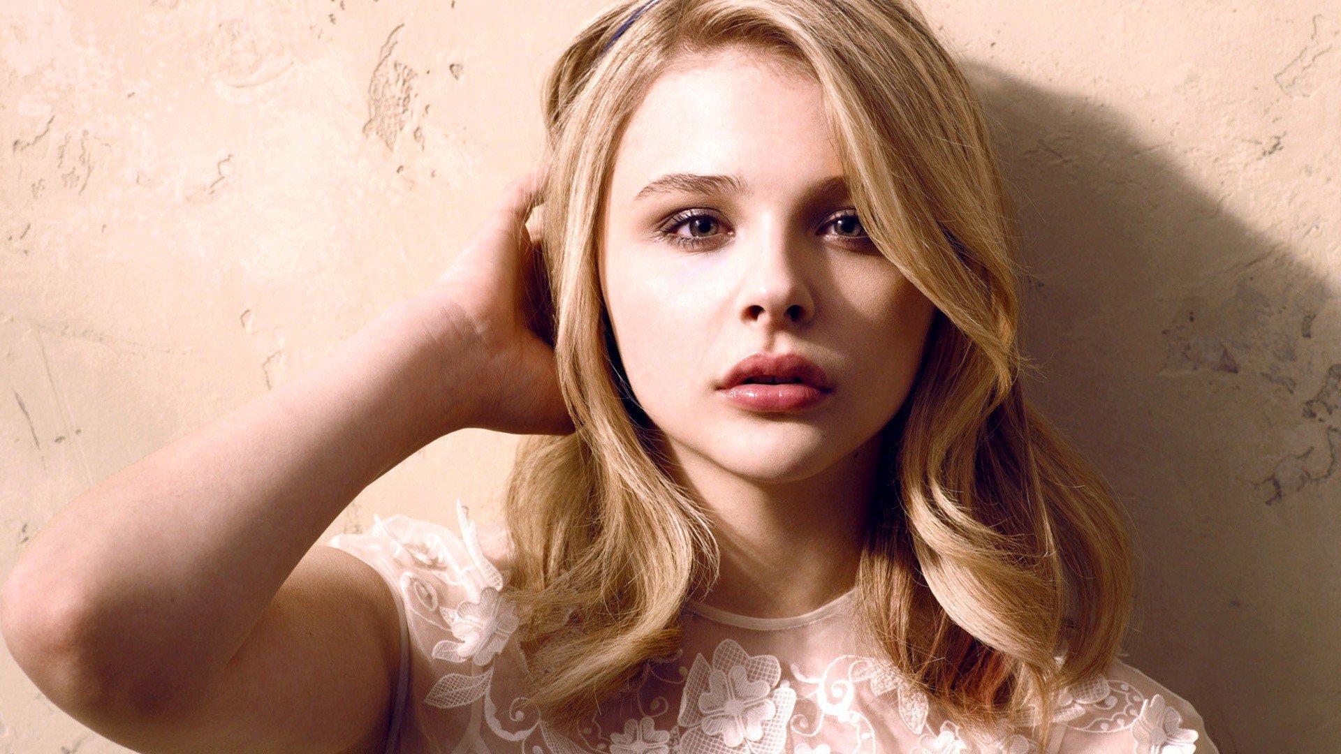 Chloë Grace Moretz, Actress, Women HD Wallpapers / Desktop and Mobile ...